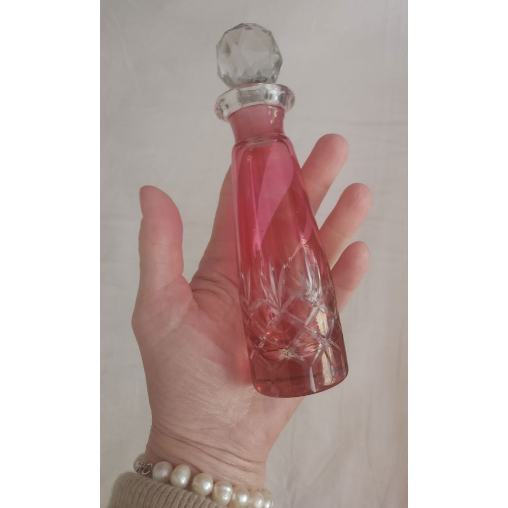 Vintage pink crystal glass bottle | AromaSense